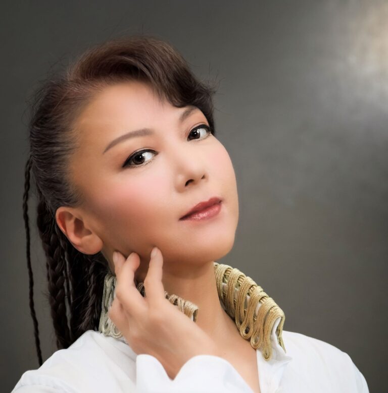 Kohhy BIO 2023 | 小比類巻かほる｜Kohhy official site